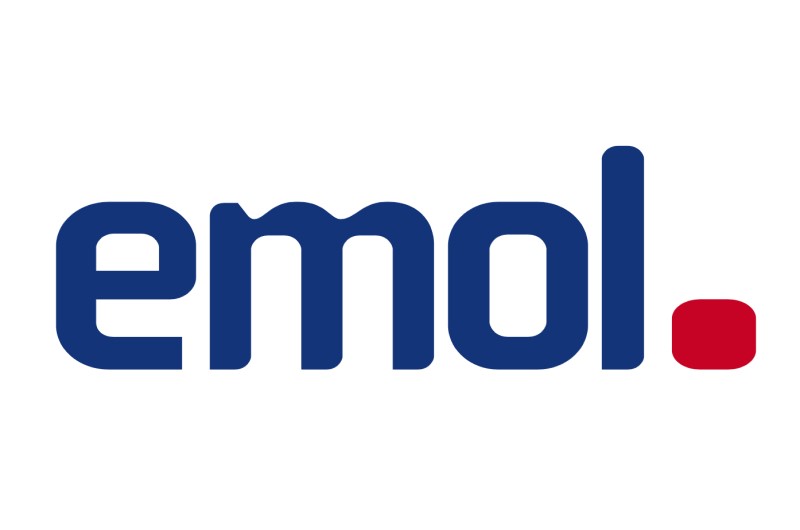 Emol | Académico UNAB aborda el consumo de drogas en Chile