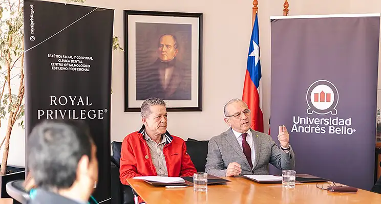 Unab firma convenio con centro clínico Royal Privilege