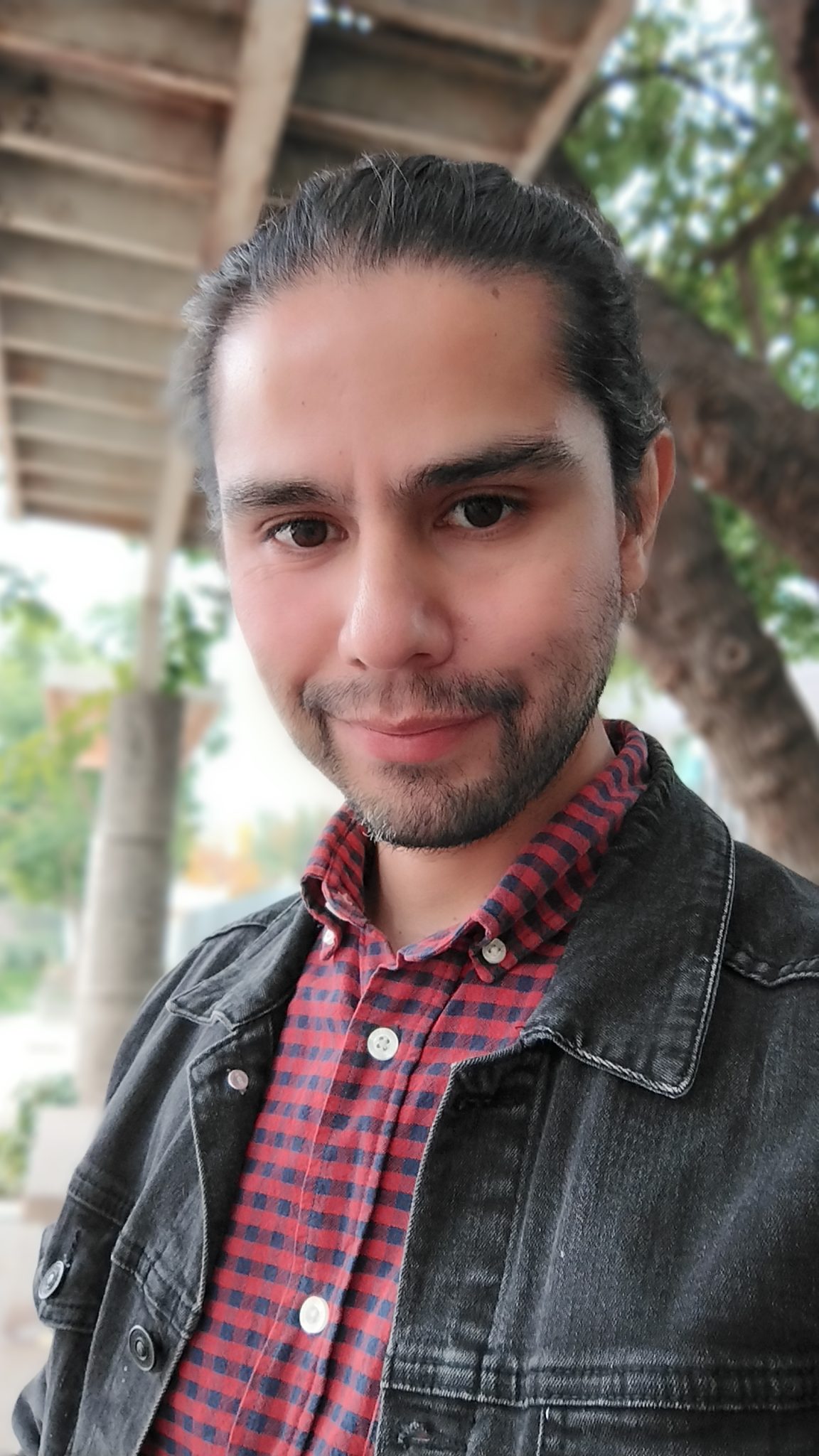 Académico UNAB publicó libro sobre audiometría