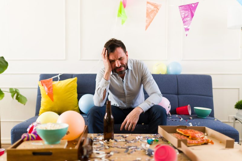 Nutricionista explica cómo lidiar con la resaca